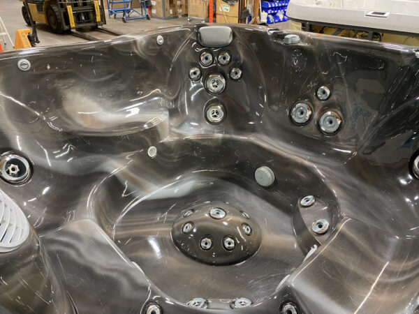 ON SALE- Jacuzzi® J-385™ -UJ100824535 - Used Hot Tubs