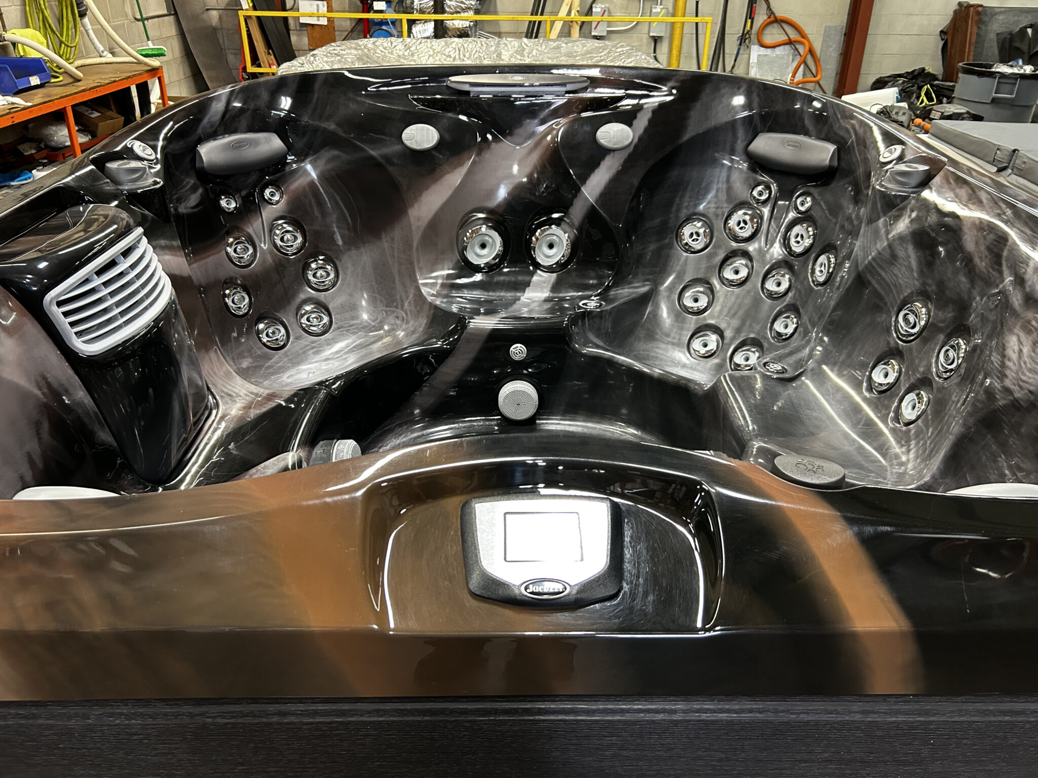 Buy Jacuzzi® J-485™ -UJ100788657 - Used Hot Tubs