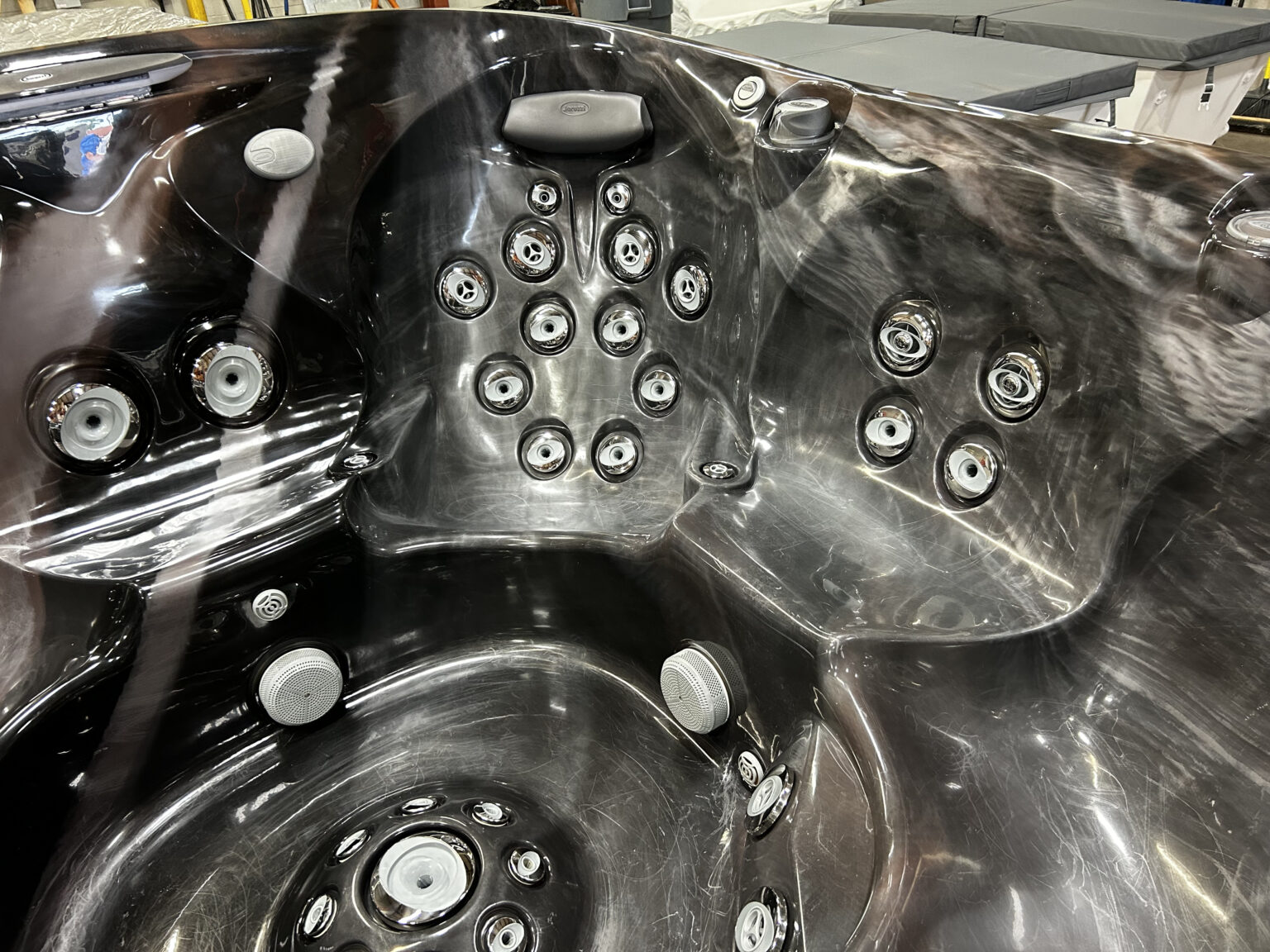 Buy Jacuzzi® J-485™ -UJ100788657 - Used Hot Tubs