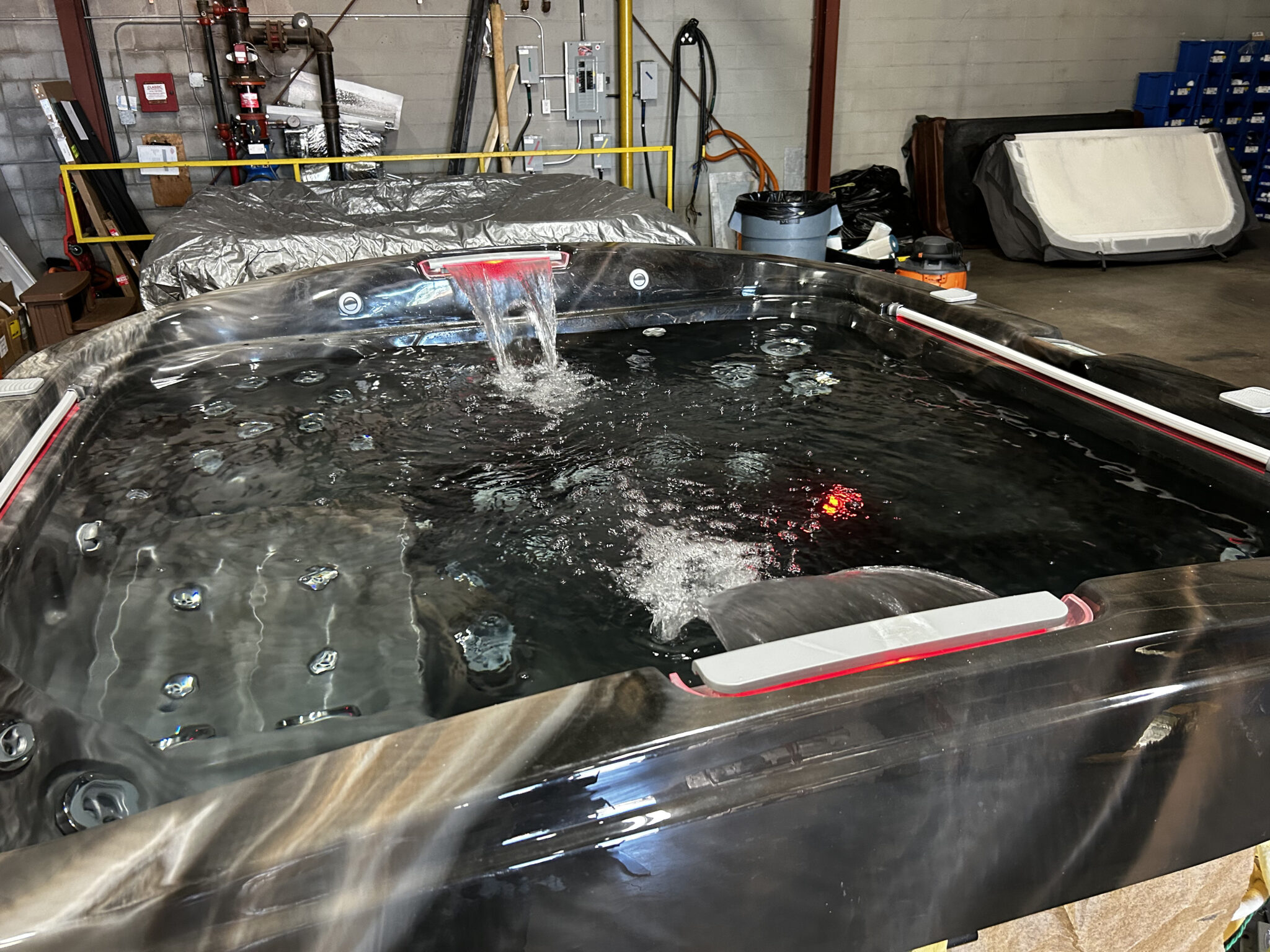 JACUZZI® J-575 - UJ100798815 - Used Hot Tubs