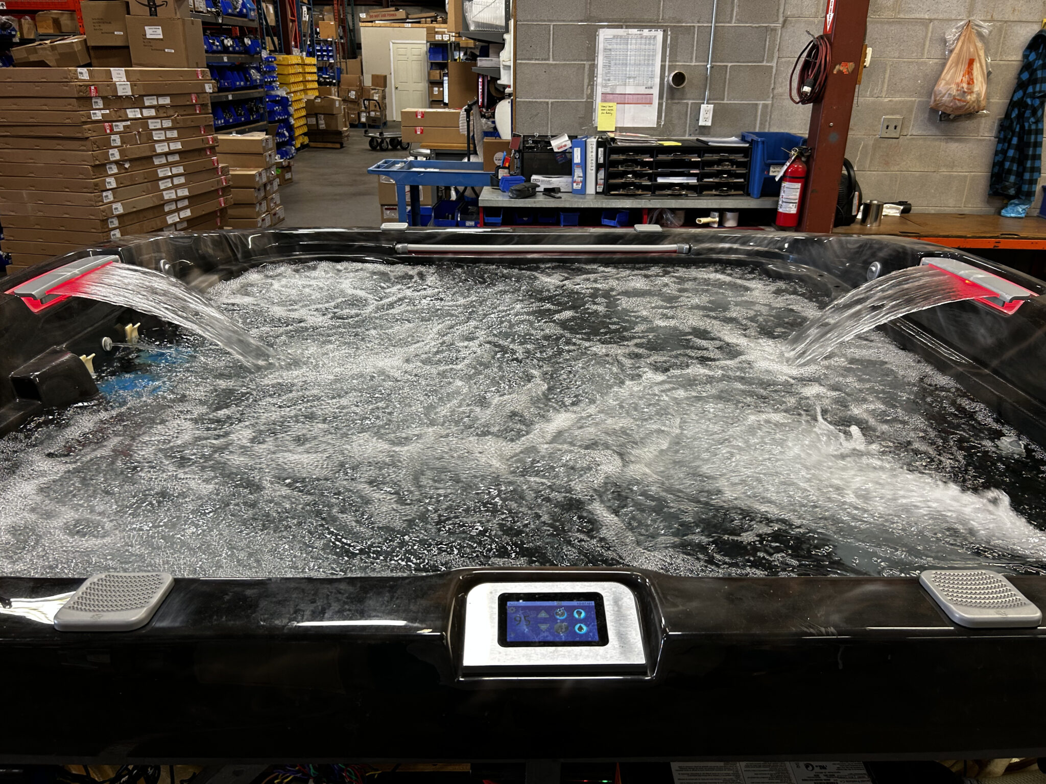 JACUZZI® J-575 - UJ100798815 - Used Hot Tubs