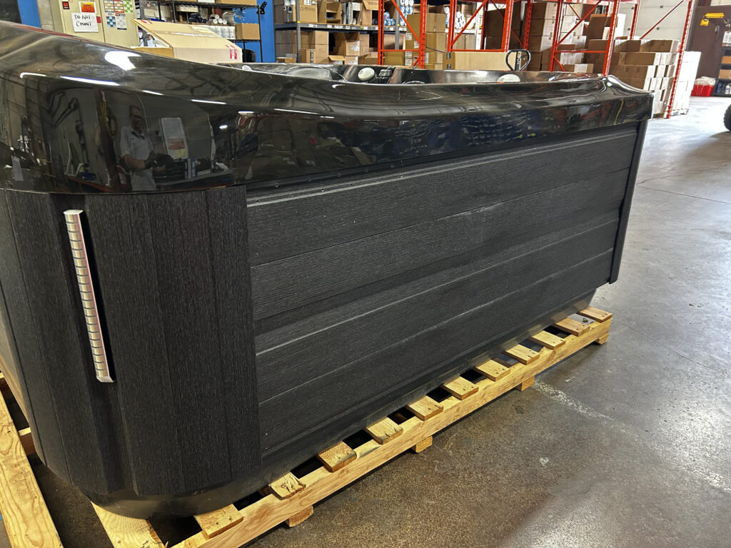 Buy Jacuzzi® J-485™ -UJ100788657 - Used Hot Tubs